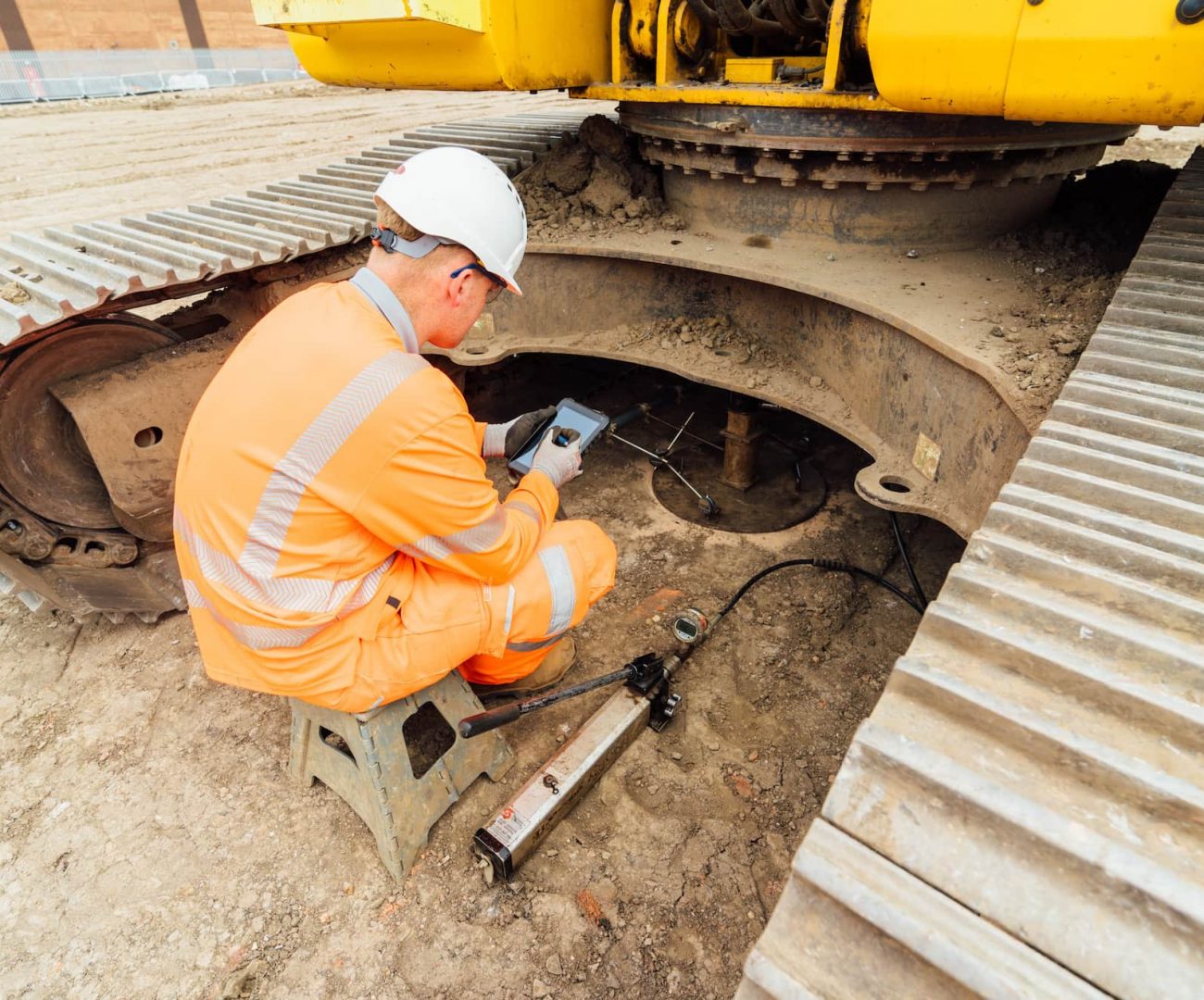 Plate Load Testing Services | A F Howland Associates